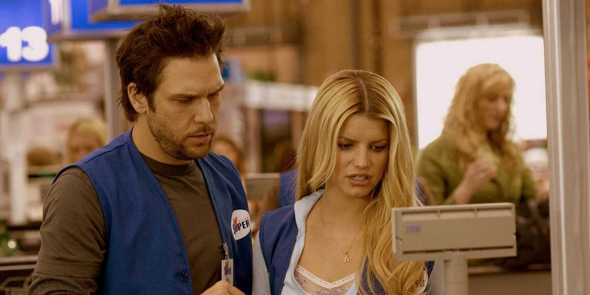 Movie Review Employee Of The Month 2006 The Critical Movie Critics